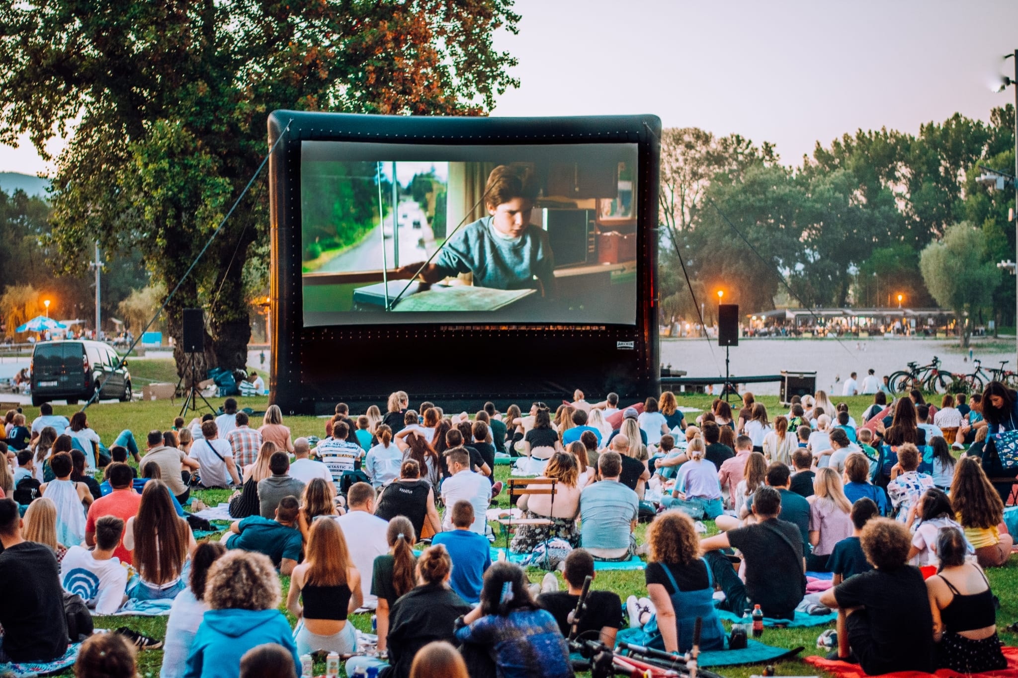 Kino na otvorenom, slikarske radionice, koncerti: Lipanj u Zagrebu će ...